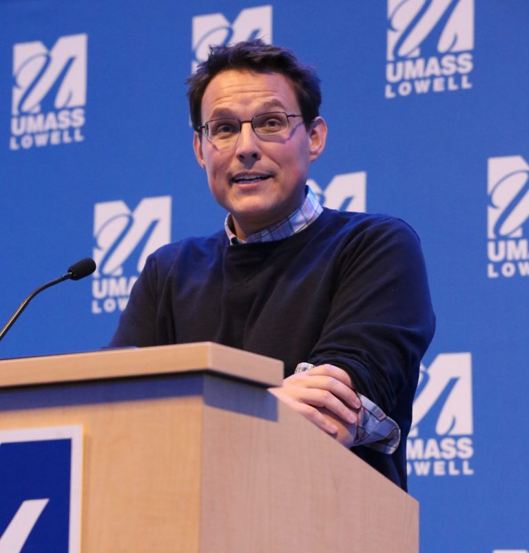 MSNBC Correspondent Steve Kornacki addresses the state of the Trump ...